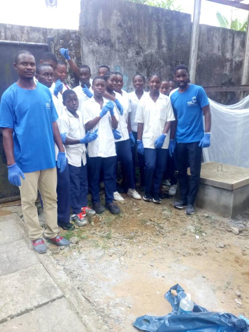 river School programm collège pilote de kotto - River Cleanup