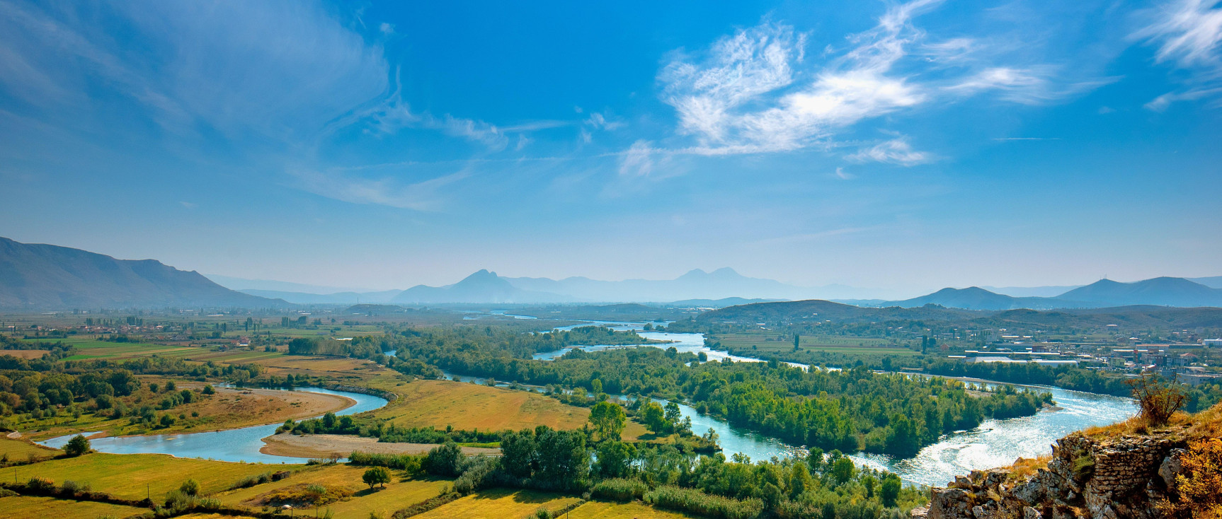 From 10 minutes to 1000 rivers - River Cleanup