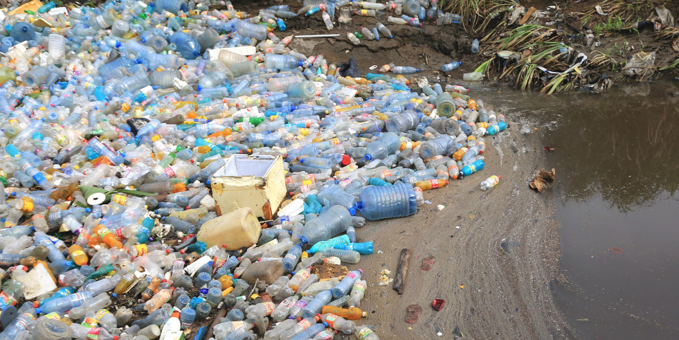 On a mission to clean rivers - River Cleanup