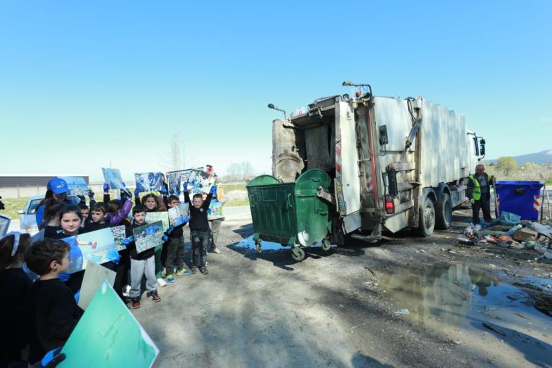 Lumi Zeza, Ishem River - River Cleanup