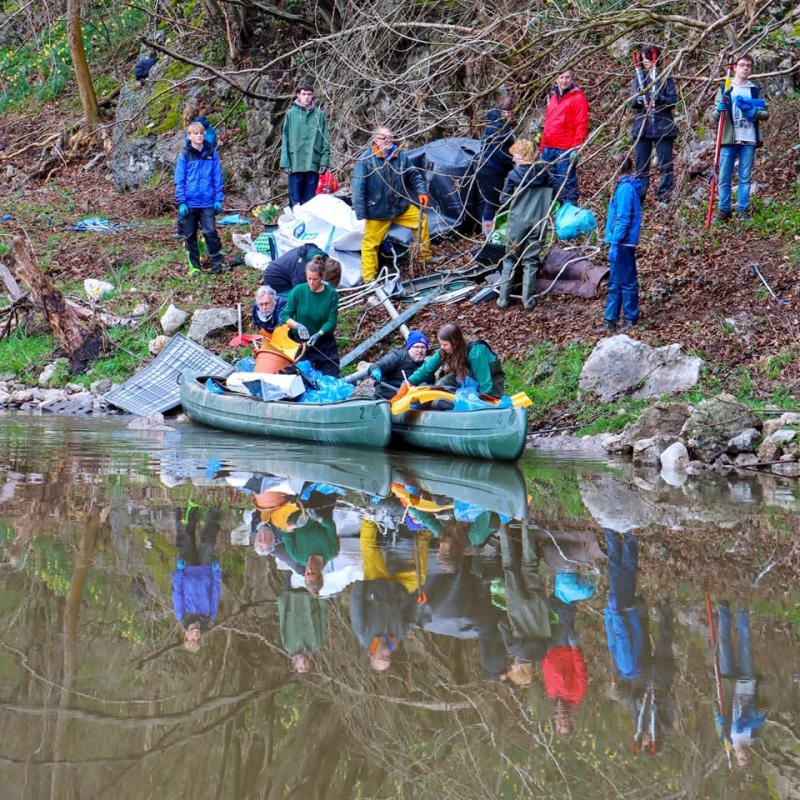 Cleanup Floods 06/04 - River Cleanup
