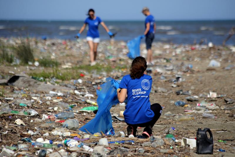 River Cleanup celebrates five-year anniversary: "We want to clean up ...